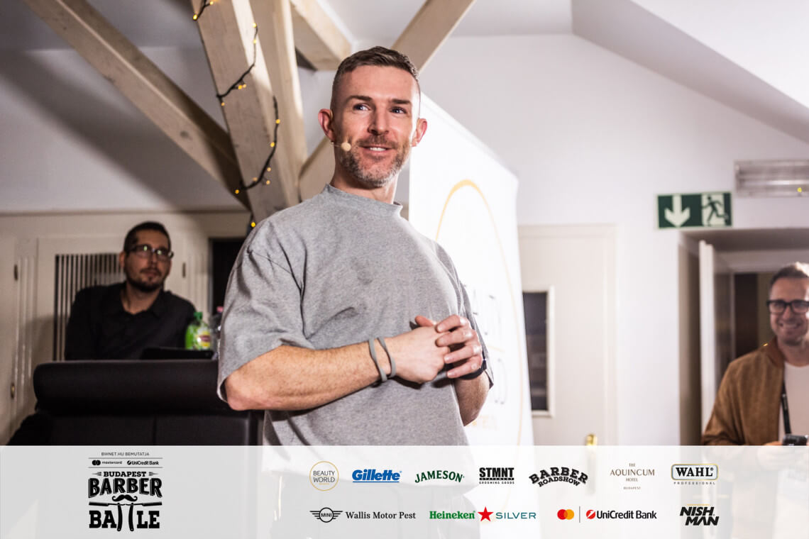 Férfi hajtrend 2023: A kontrasztos stílus - Alan Beak interjú